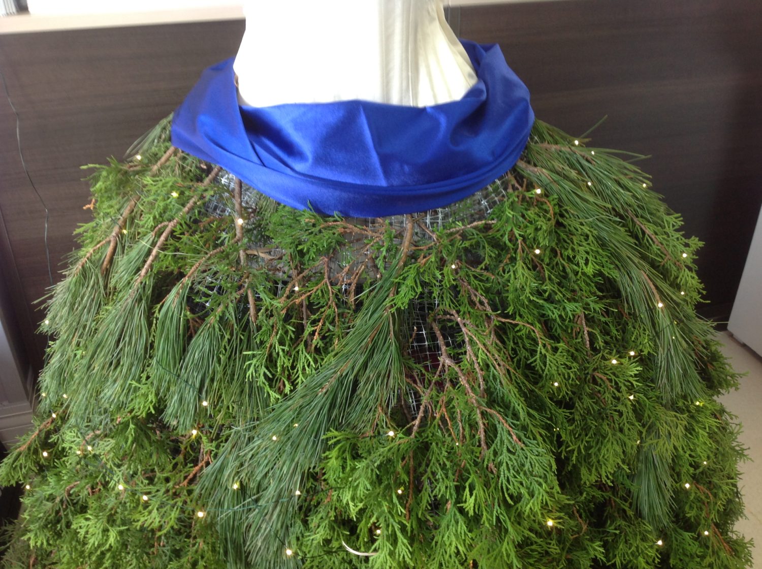 A Christmas Mannequin tree - how to make your own with help from the ...