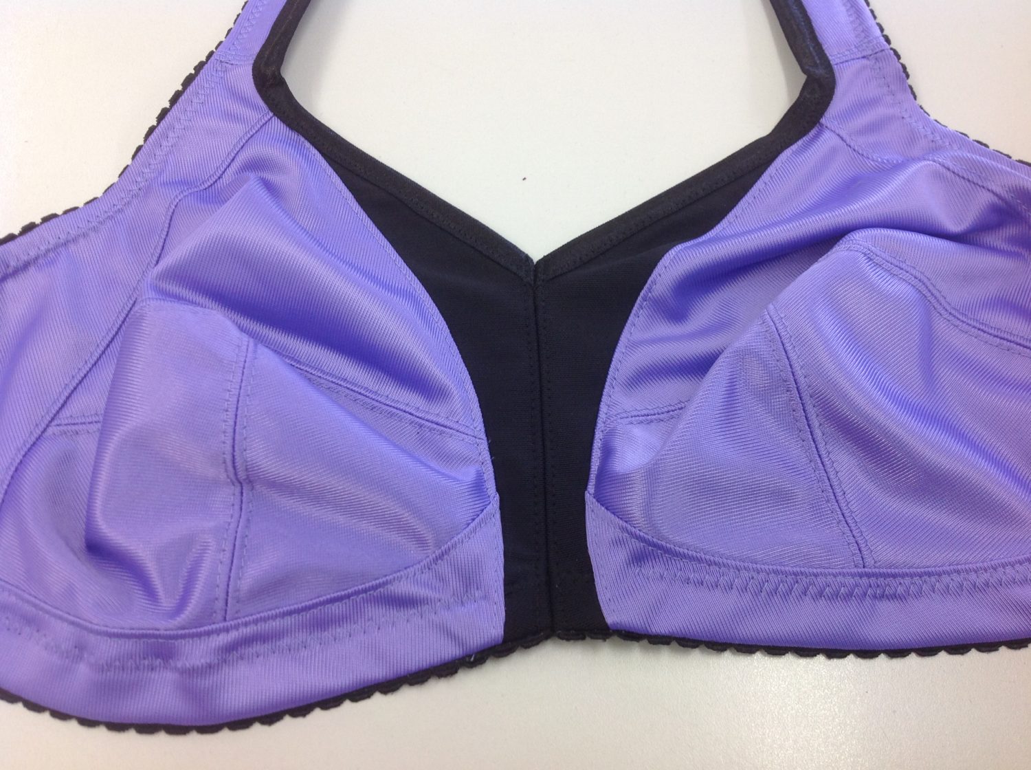 How to Sew Ingrid - our non-wired support bra in super large sizes. Yes ...