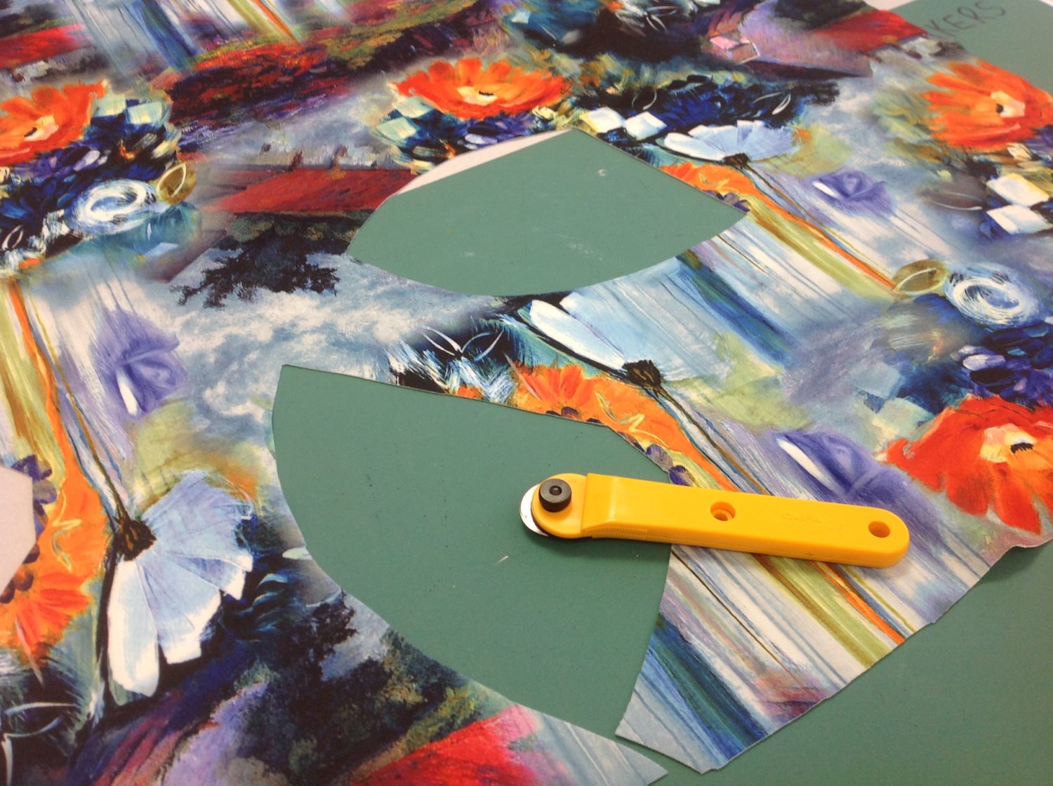 The Art of Fussy Cutting - see how one fabric made 4 completely ...