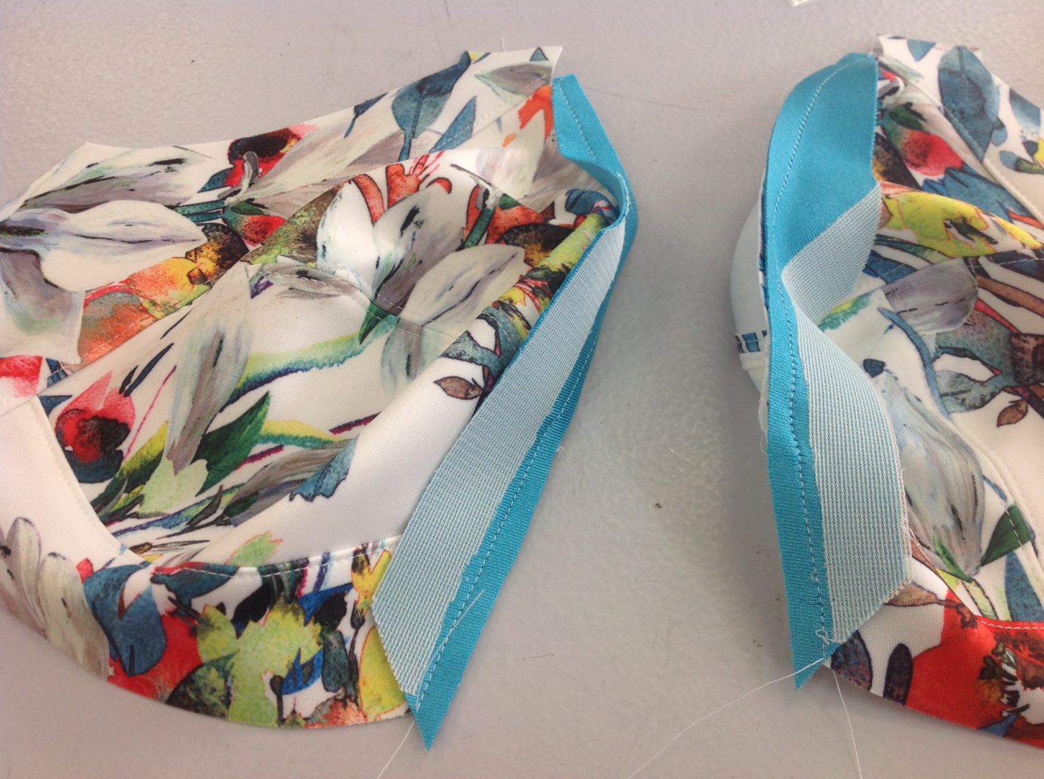 Add a zipper to your bra - a tutorial by your Fairy Bra Mother and Bra ...