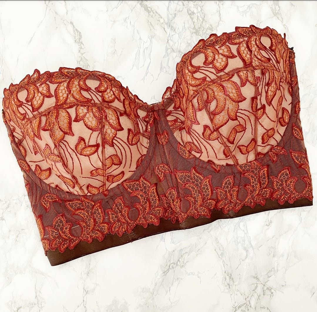 Bra ideas for fall - when the leaves wear their colours, so should you!